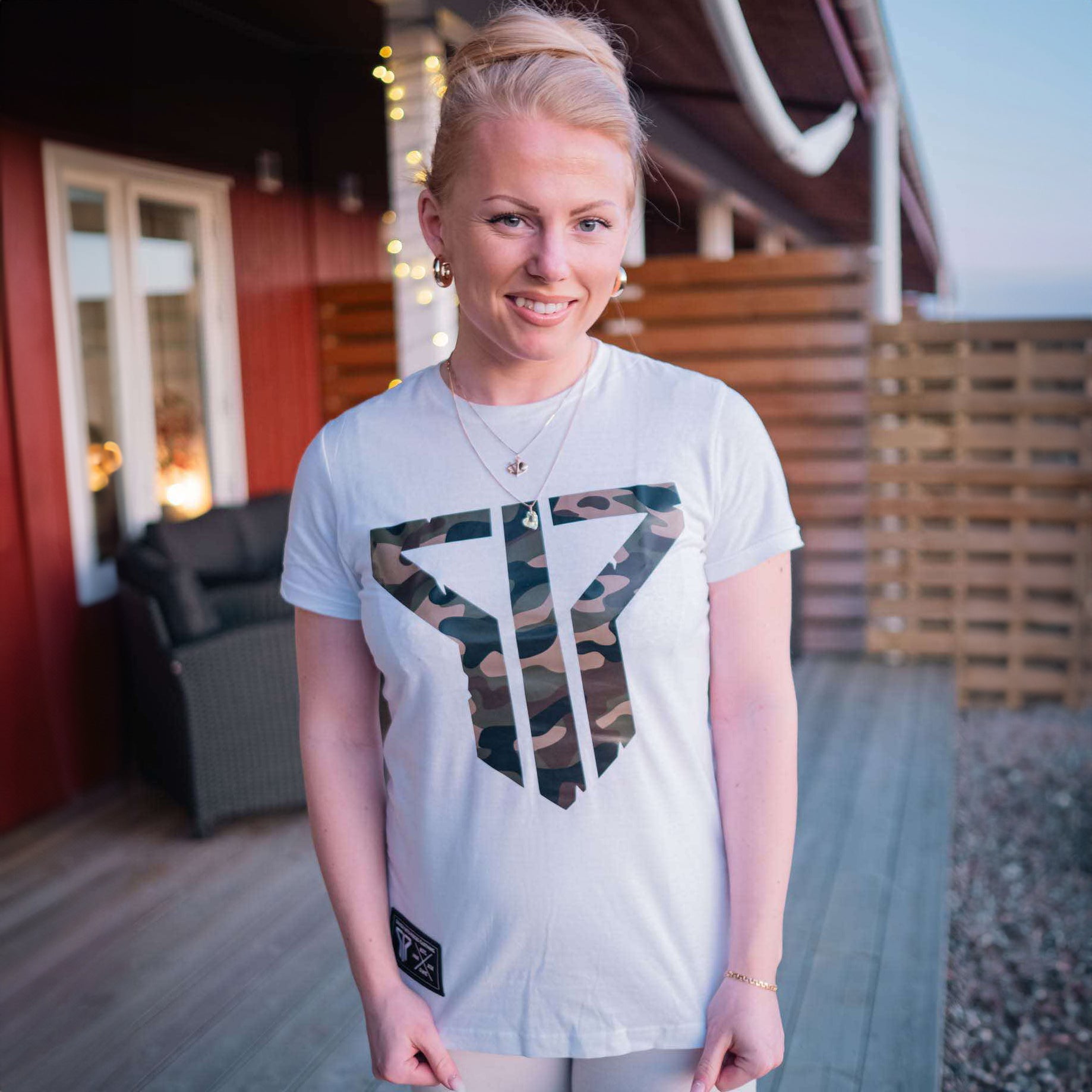 'Camo SIP' Ladies Tee – Smash Into Pieces