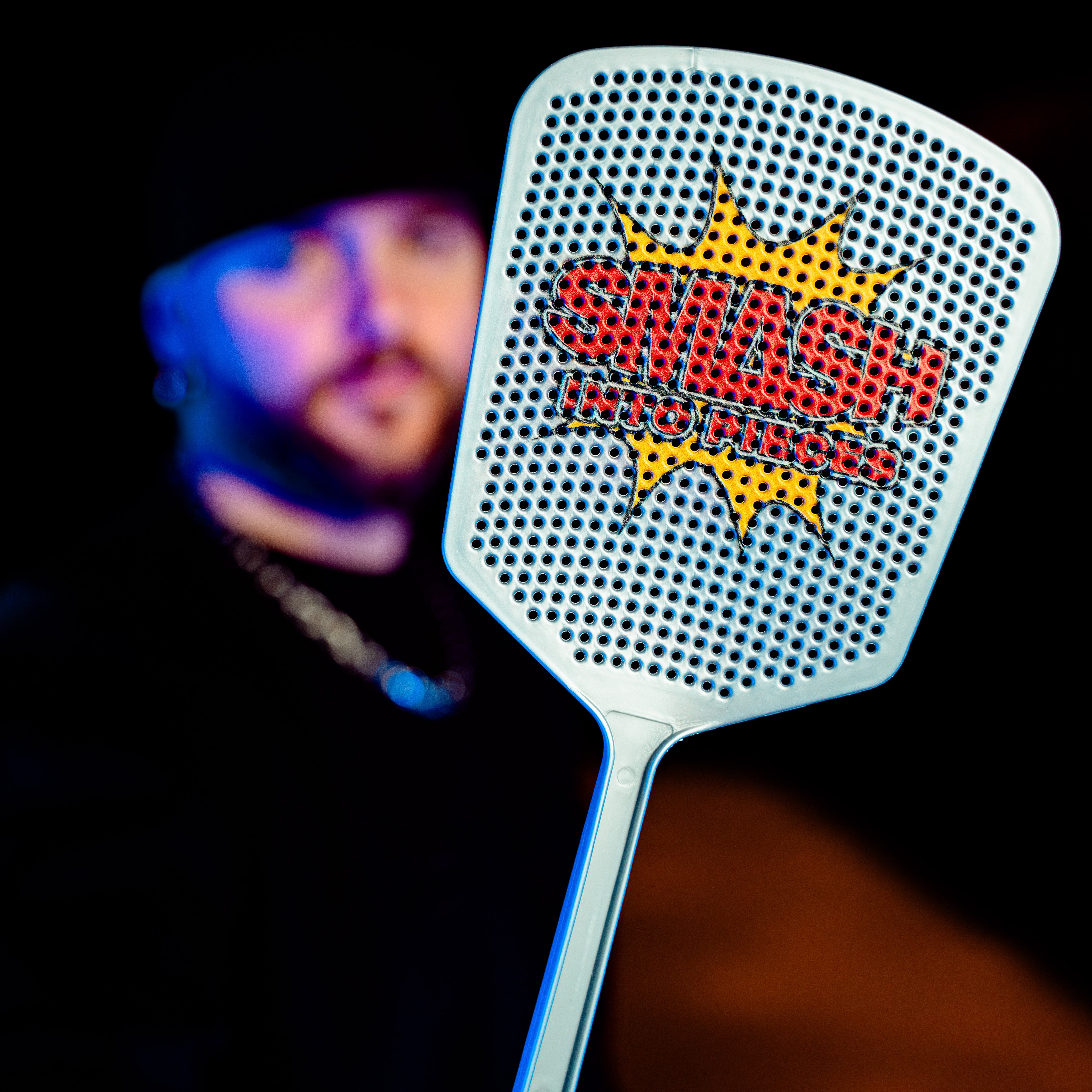 SIP Fly Swatter – Smash those pests! – Smash Into Pieces